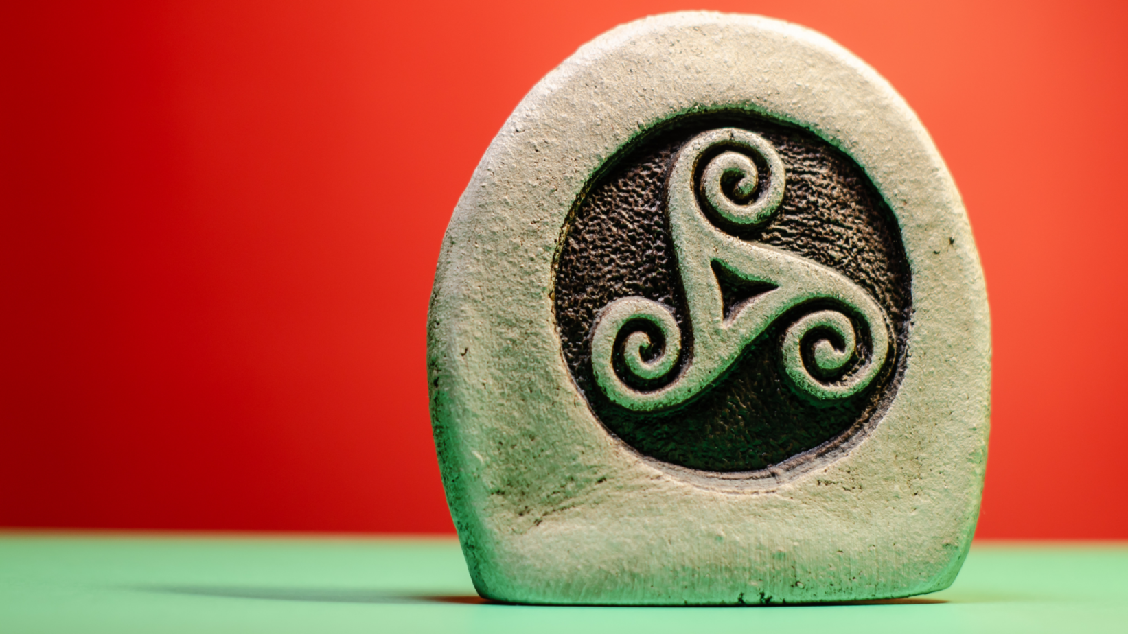 Exploring The Ancient Triskelion Symbol, Celtic's Oldest Icon
